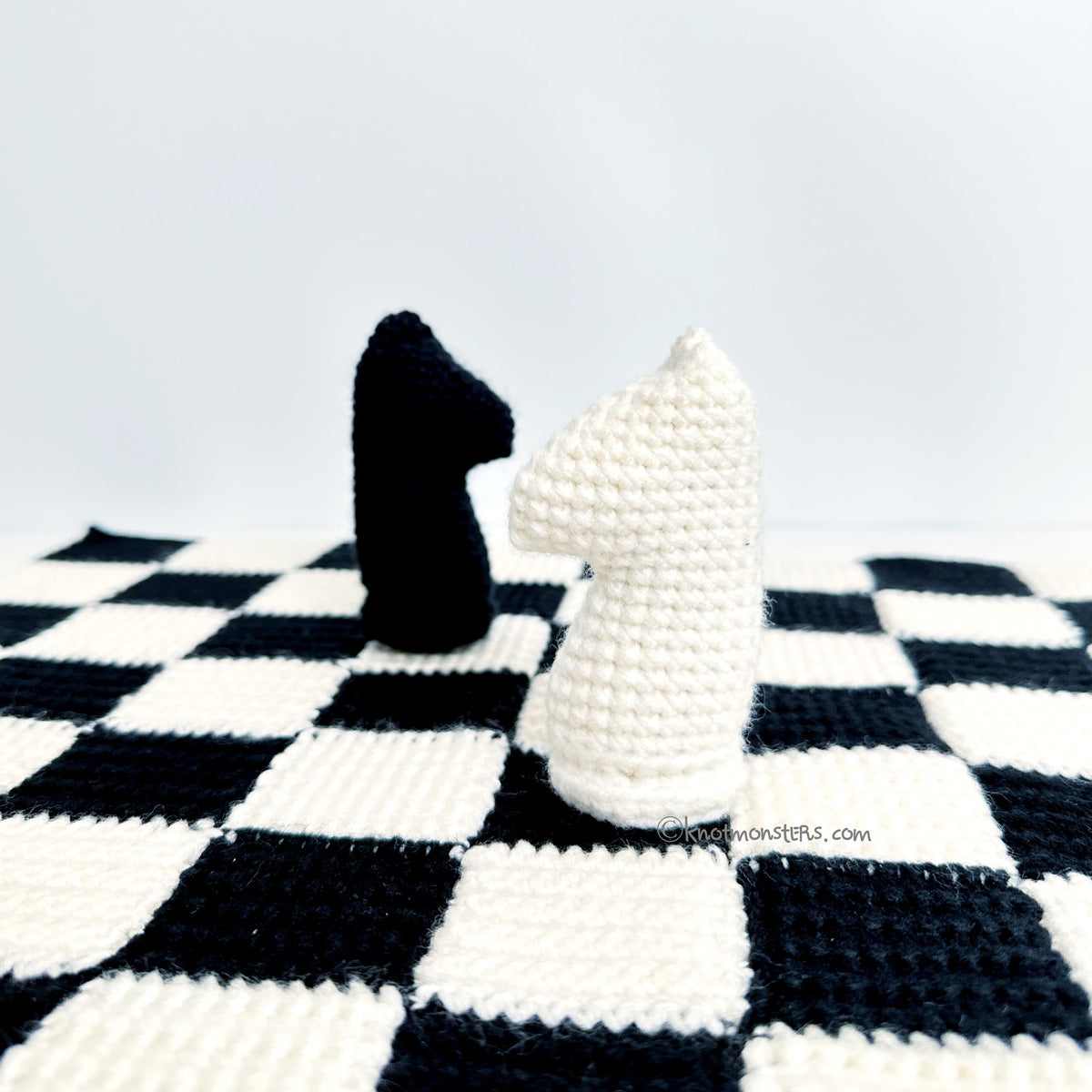 Knight - Chess (DIGITAL PATTERN) – Knotmonster