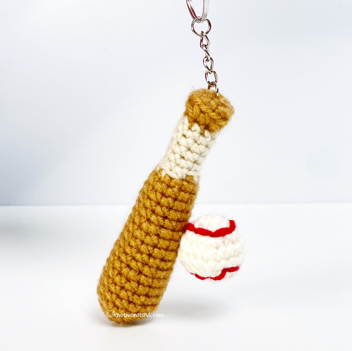 Mini Baseball Bat - Keychain (DIGITAL PATTERN) – Knotmonster